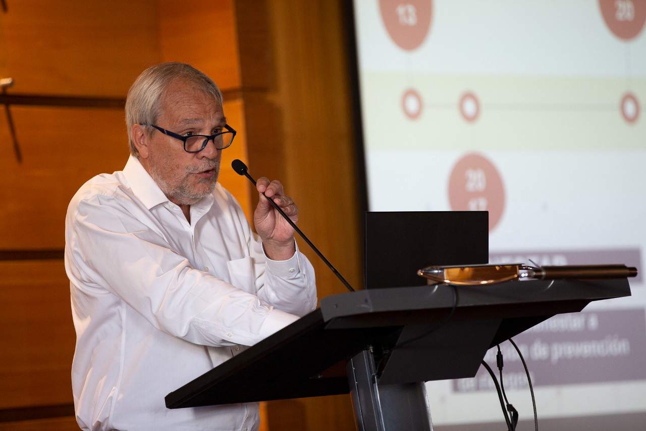 FCFM presentó nuevo proceso de inducción institucional a funcionarios ...